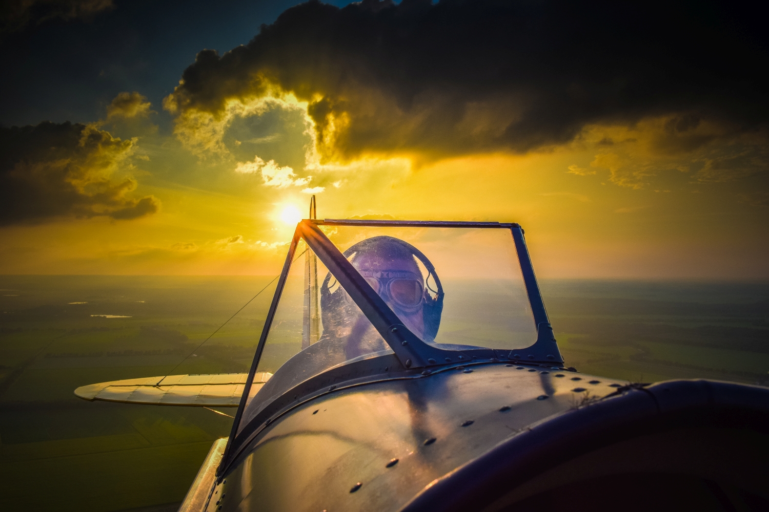 CONTACT – DM Aviation